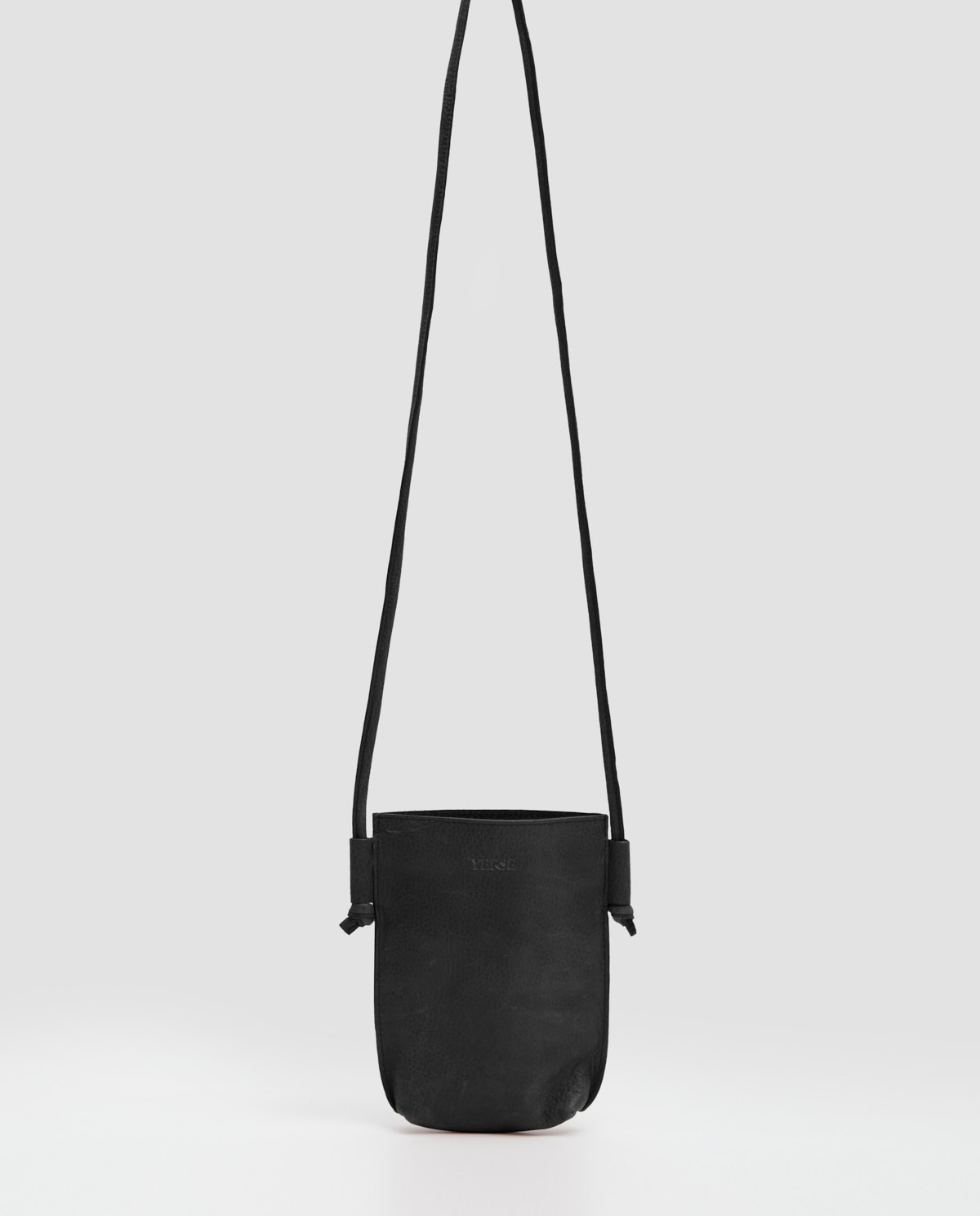 Leather mobile pouch black